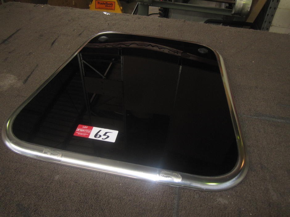 Hatch cover Auction (0065-1700347) | Grays Australia