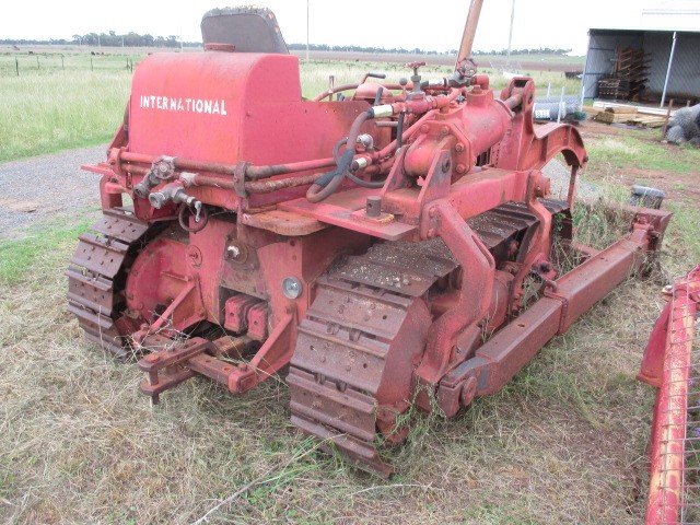 International TD9 Dozer Auction (0002-7016646) | Grays Australia