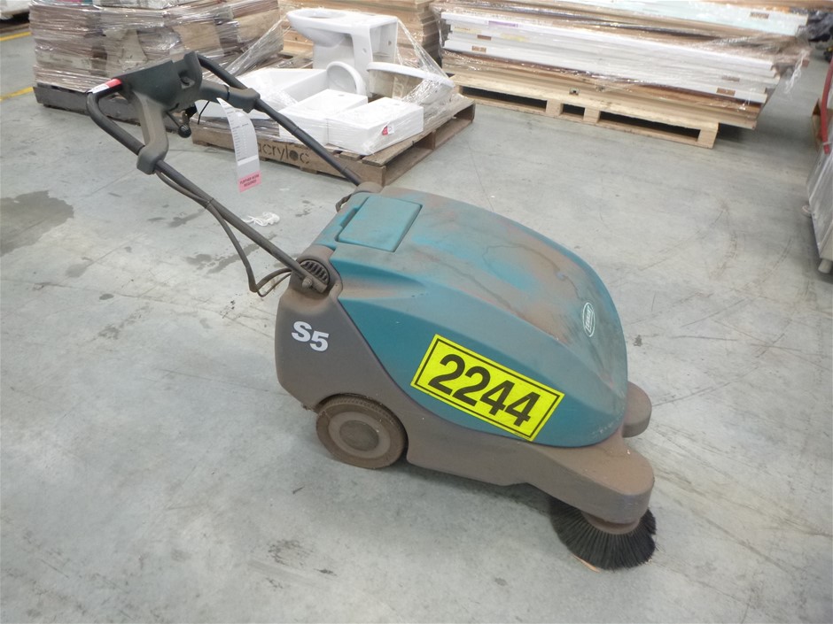 Tennant S5 Floor Sweeper Auction (0005-9010304) | Grays Australia