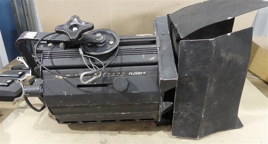 Selecon 1.2K Fresnel Auction (0040-2187722) | Grays Australia