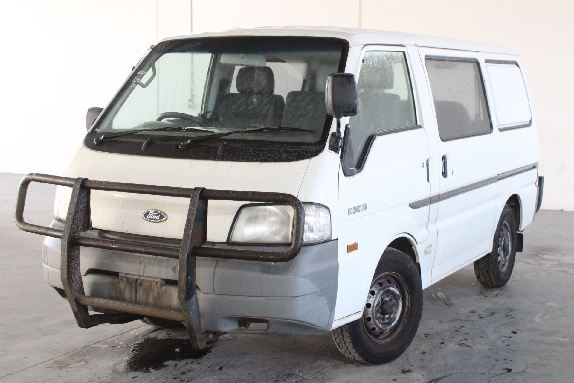 2000 Ford Econovan JH Manual Van Auction (0001-20048095) | Grays Australia