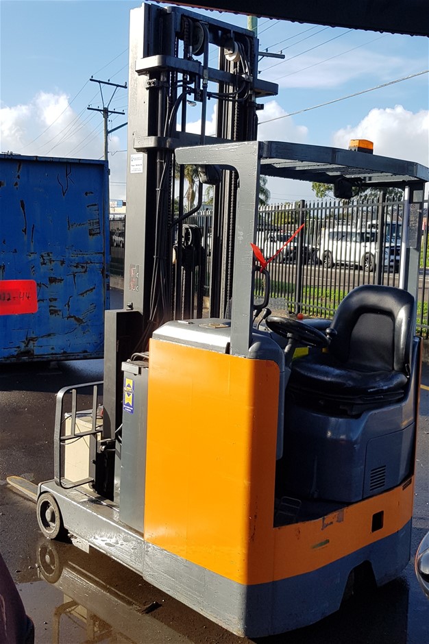 Toyota 6FBRE16 Electric Ride On High Reach Forklift Auction (0002 ...