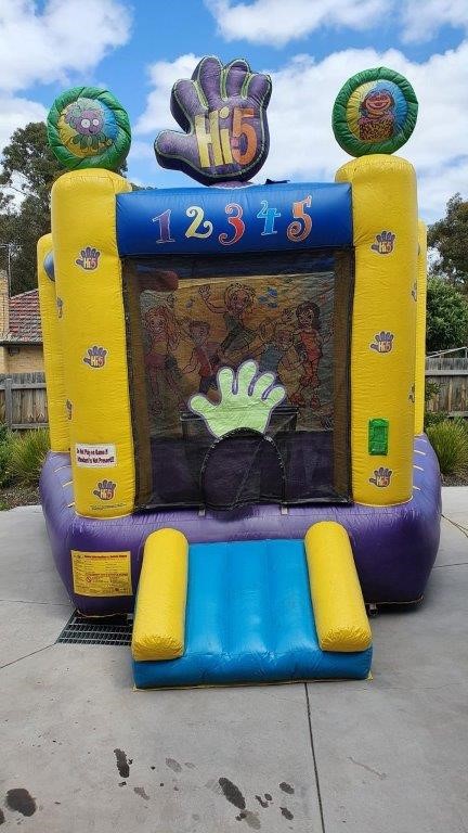 Hi-Five Inflatable Jumping Castle (Used) Auction (0004-3018477) | Grays ...