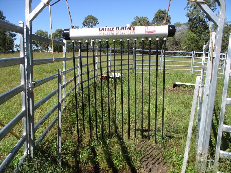 Cattle Curtain Backline Applicator Auction (0153-7031001) | Grays Australia