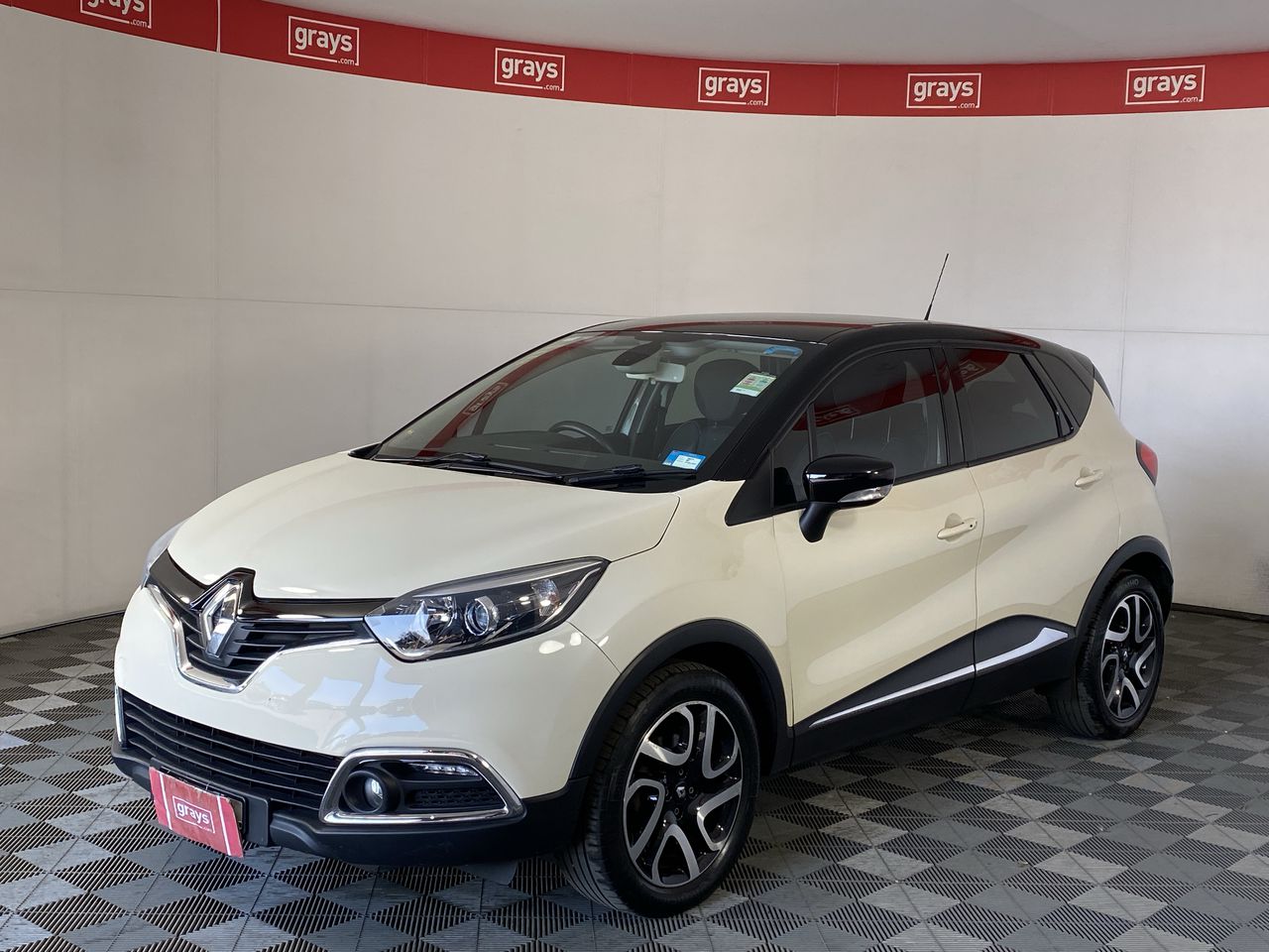 2015 Renault CAPTUR Dynamique Automatic Wagon Auction (0001-10305520 ...