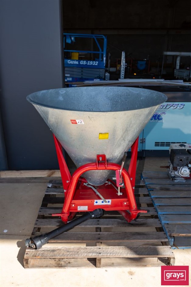 Sitrex FS/500 Tractor Attachment Seed Spreader Auction (0022-5044552 ...