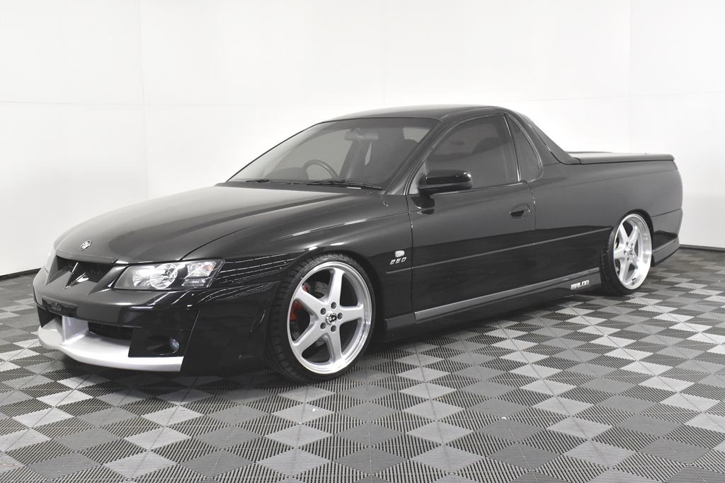 2003 HSV VY Maloo V8 Manual Ute Auction (0001-20008539) | Grays Australia