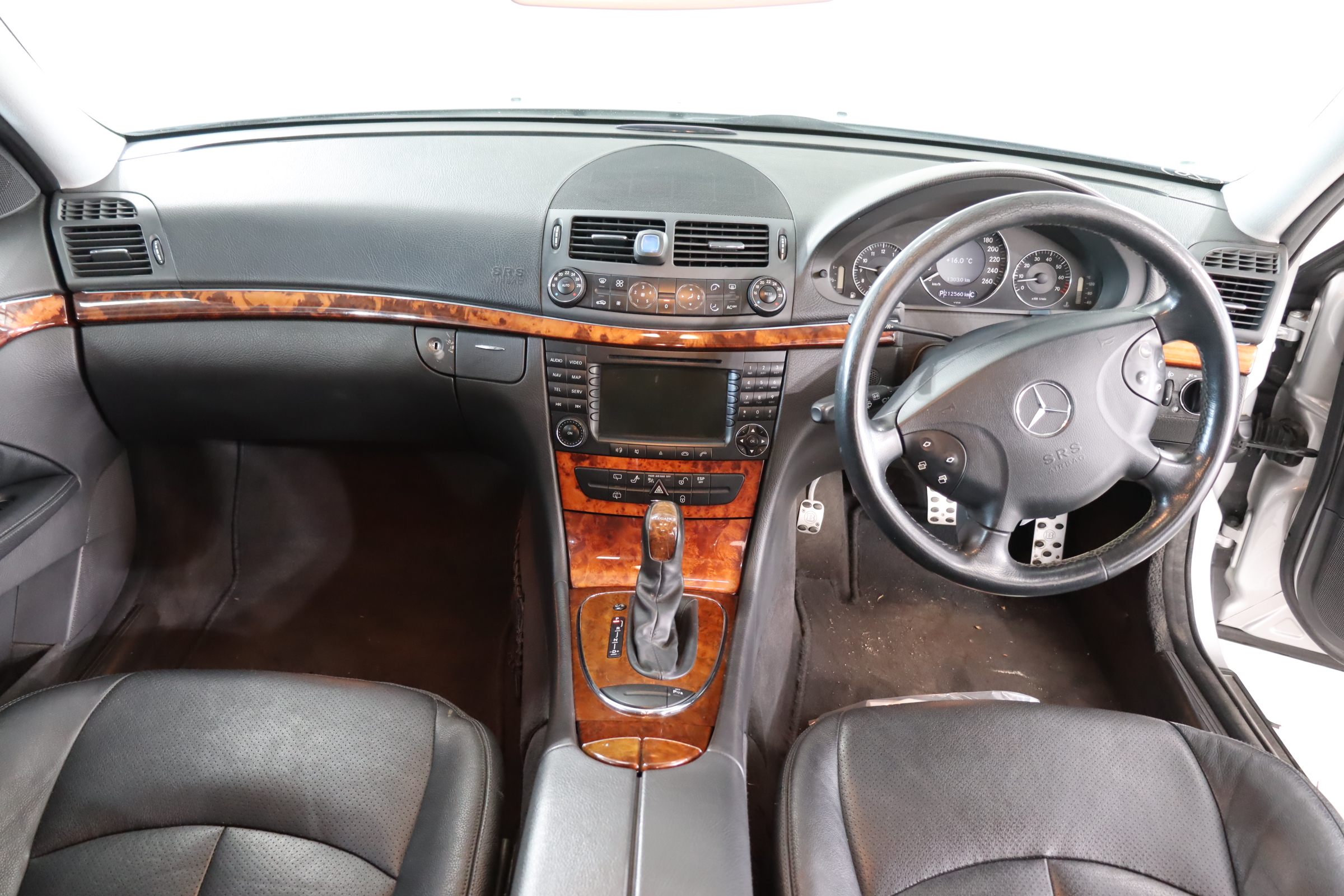 Mercedes E Class 2005 Interior