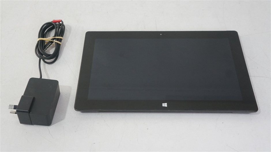 Microsoft Corporation Surface with Windows 8 Pro 10.6-Inch Tablet ...