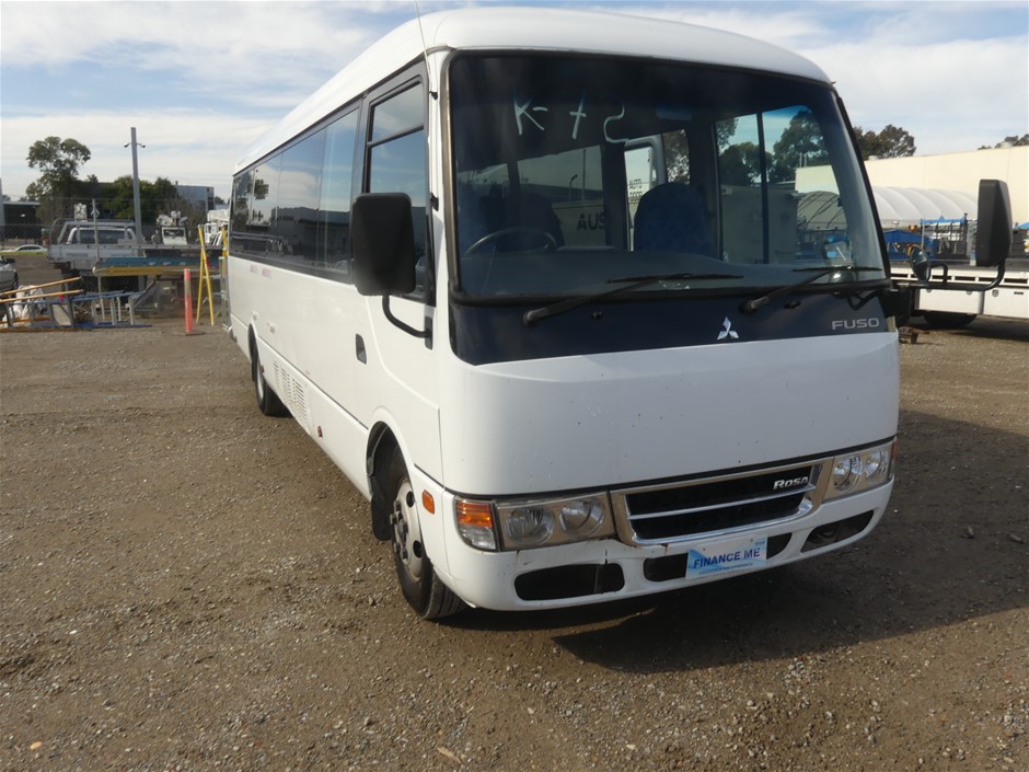 2016 Mitsubishi Fuso Rosa RWD 24+1 Seater Bus 115,557 Kms Auction (0001 ...