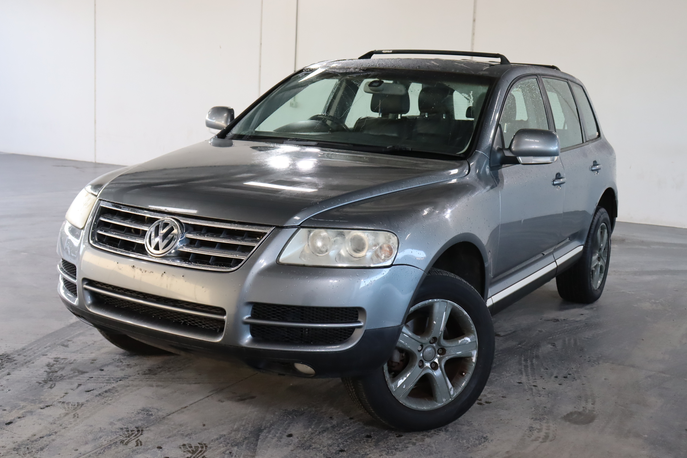 2005 Volkswagen Touareg R5 TDI 7L Turbo Diesel Automatic Wagon Auction ...