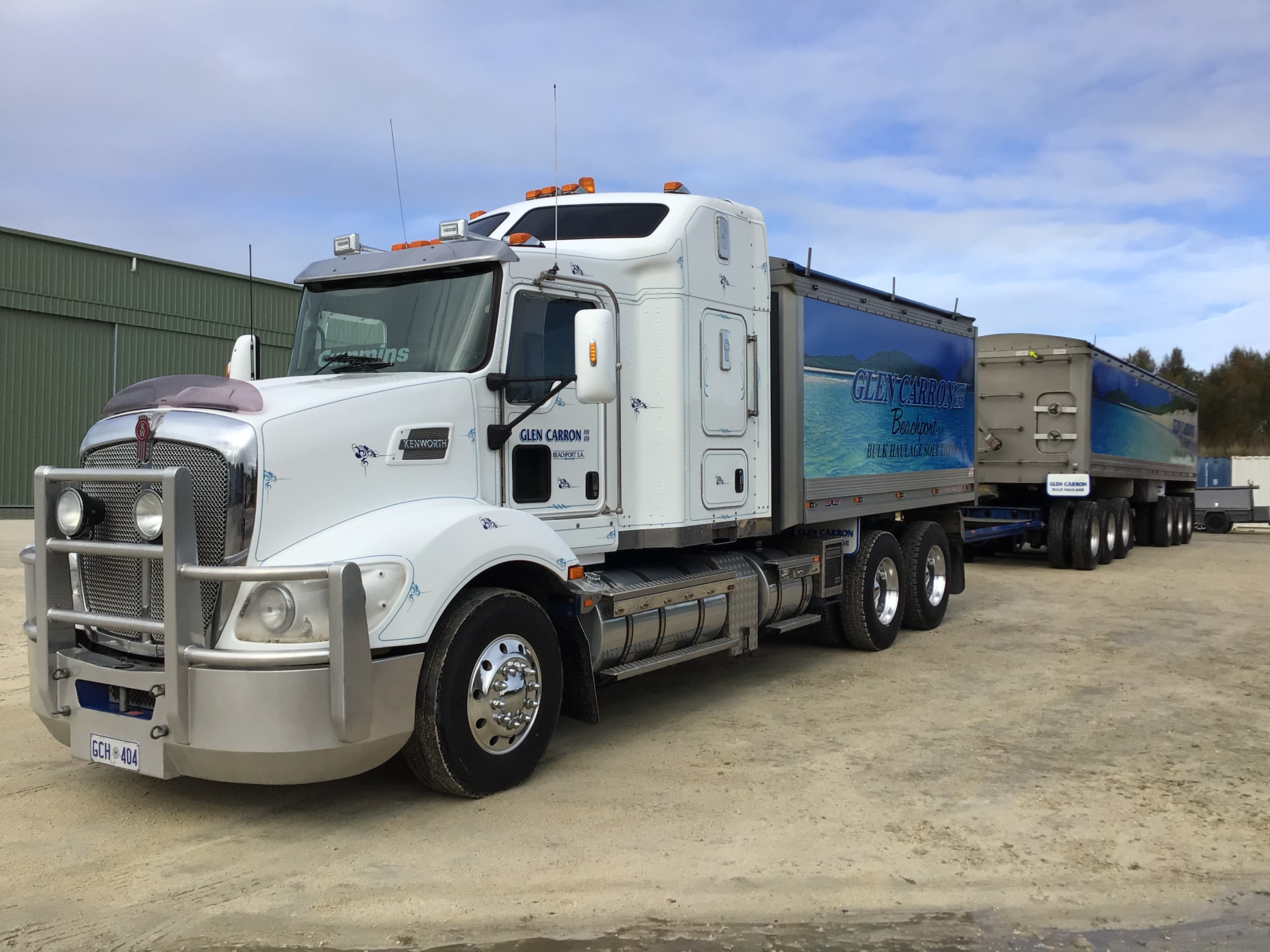 2017 Kenworth T 409 6 x 4 Tipper Truck & Dog Trailer Combo Auction ...
