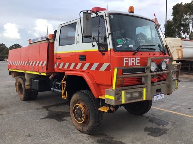 1995 Isuzu FTS 700 (4x4) Pumper / Tender Fire Truck Auction (0001-9024602) | Grays Australia