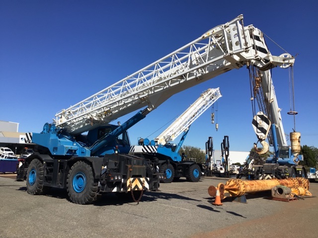 2008 Tadano GR-550EX Rough Terrain Crane Auction (0001-9032008) | Grays ...