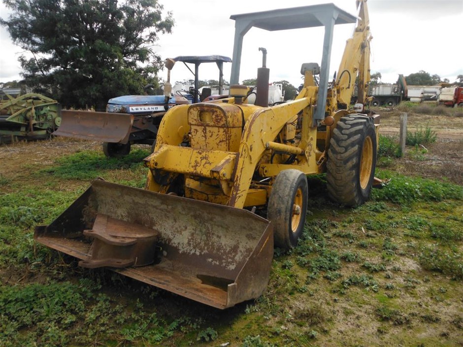 John Deere 400 Backhoe Auction (0025-3019948) | Grays Australia