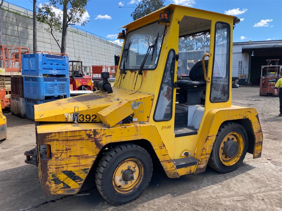 Bliss-Fox, Nissan & Clark Tow Motors