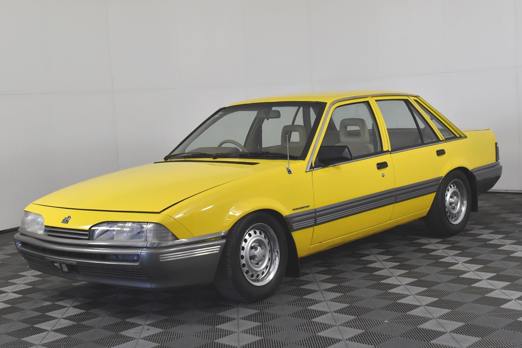 1988 Holden VL Commodore BT-1 (LW5/MX7/1D008) Manual Sedan