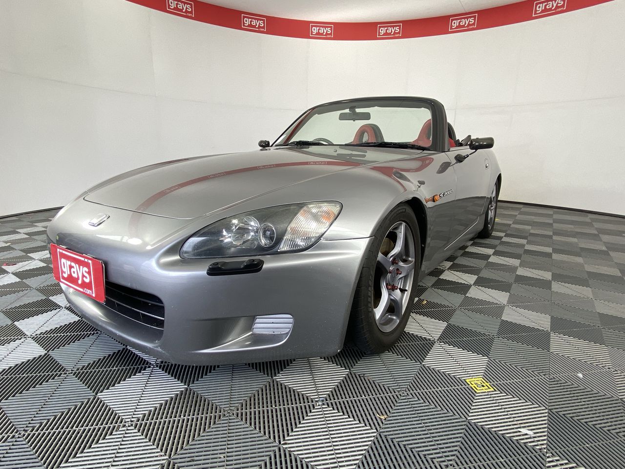 2000 Honda S2000 Manual Convertible Auction (0001-70006224) | Grays ...