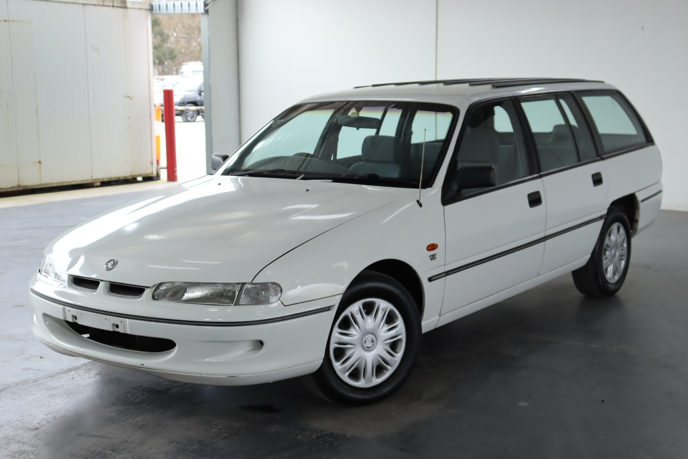 1997 Holden Commodore Executive VS Automatic Wagon Auction (0001 ...