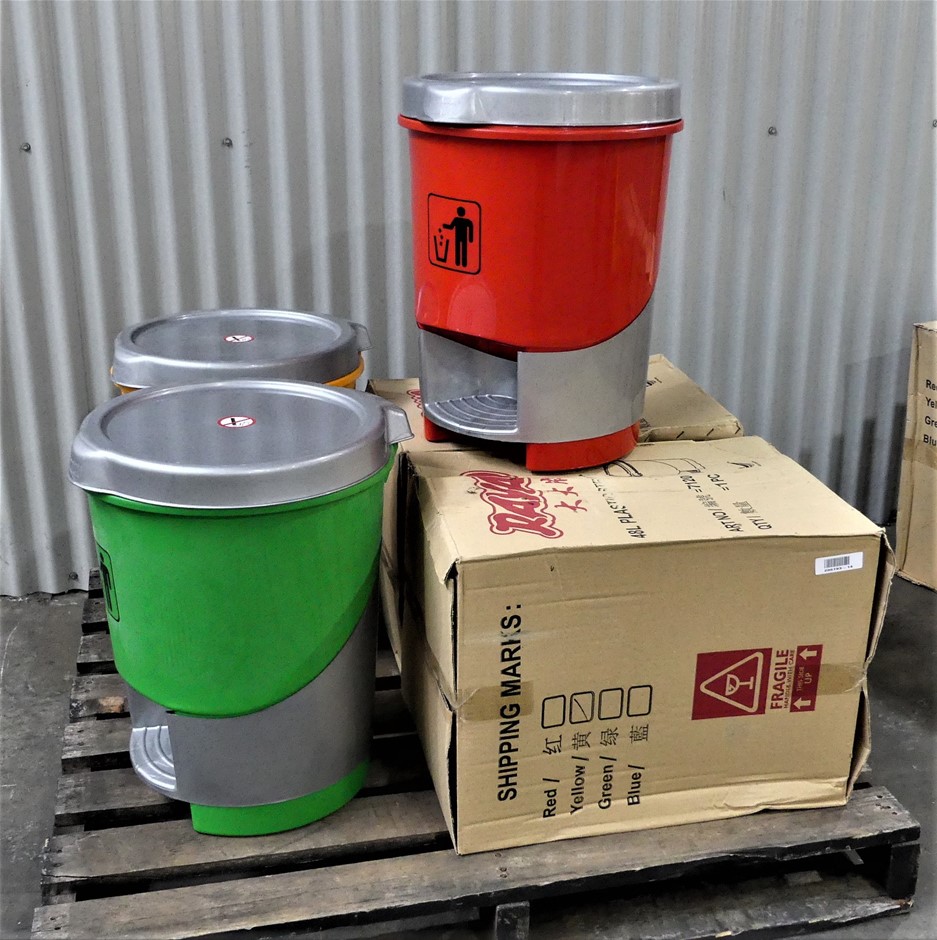 Qty Pallet x Rayaco 7120 48L Round Plastic Stepping Bin Auction (0041 ...