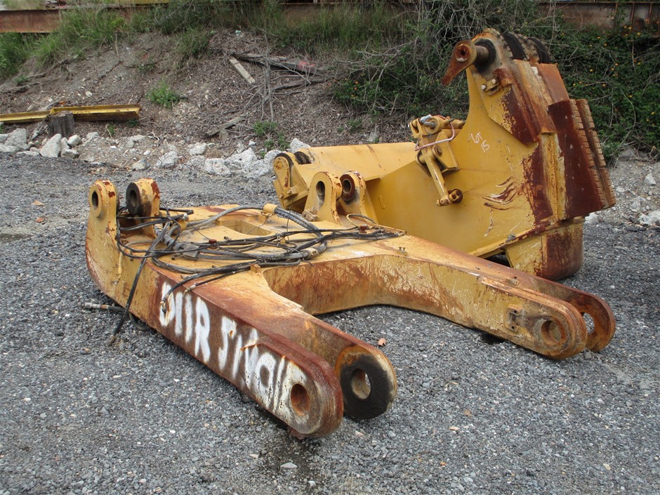 Single Tyne Ripper Assembly Auction (0011-7035320) | Grays Australia
