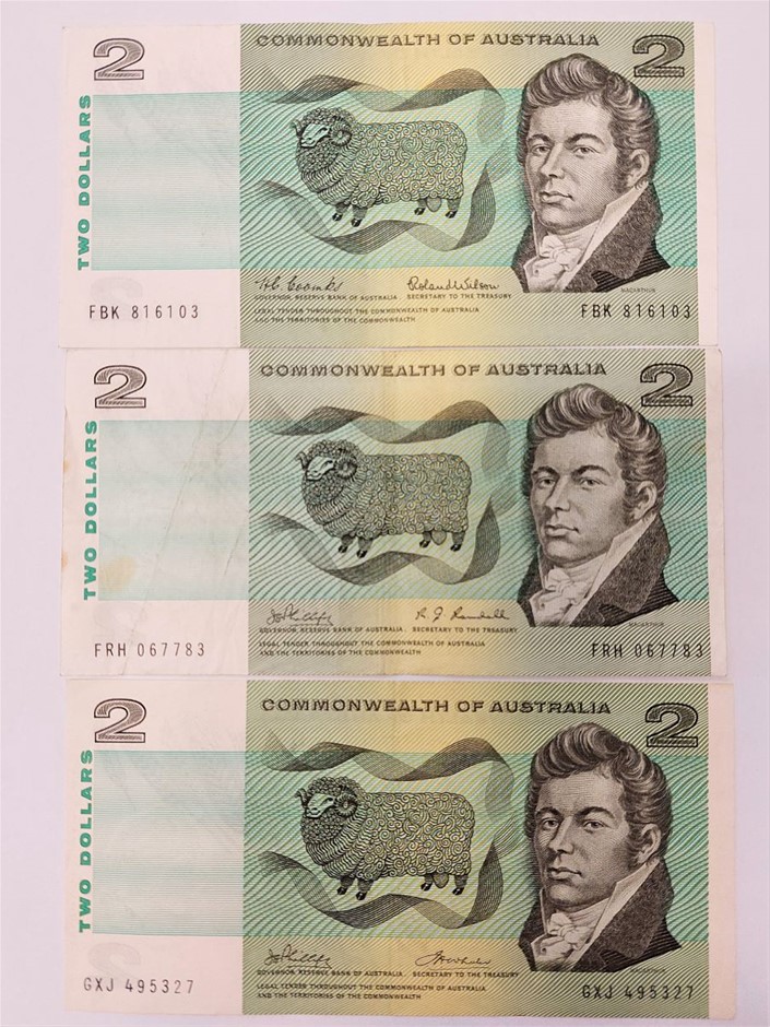 Commonwealth of Australia $2 Banknotes - 3 x Different Signature ...