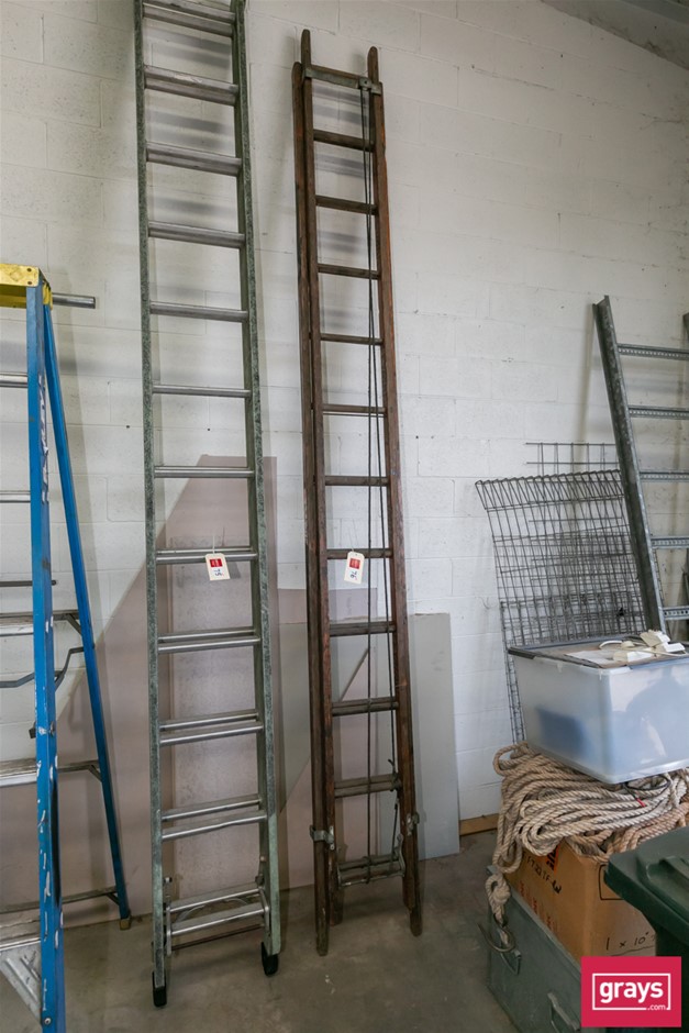 Mote Kennett Wooden Extention Ladder Auction (0076-5046863) | Grays ...
