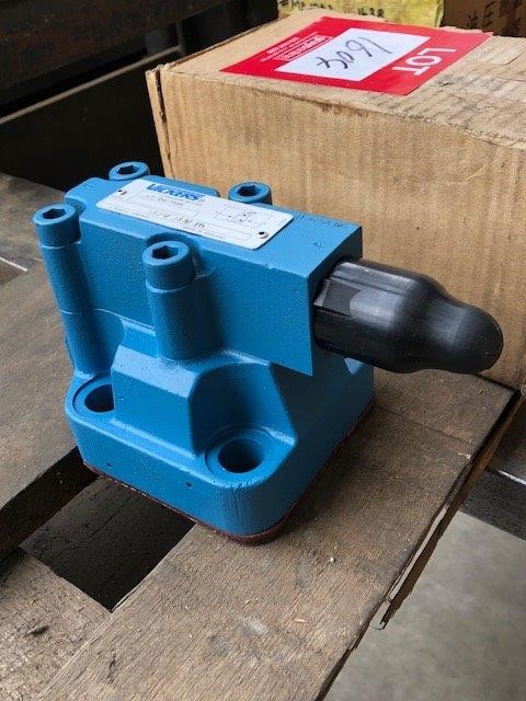 Vickers CG2V-8BW-10 Hydraulic Relief Valve Auction (1604-3020725) | Grays Australia