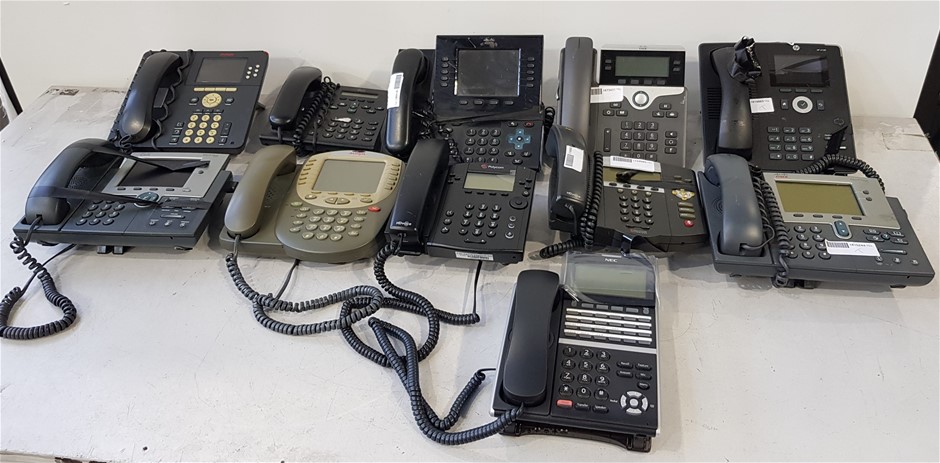 Bulk Pallet Of Approx 10 Cartons Assorted Office Telephones & Monitor ...
