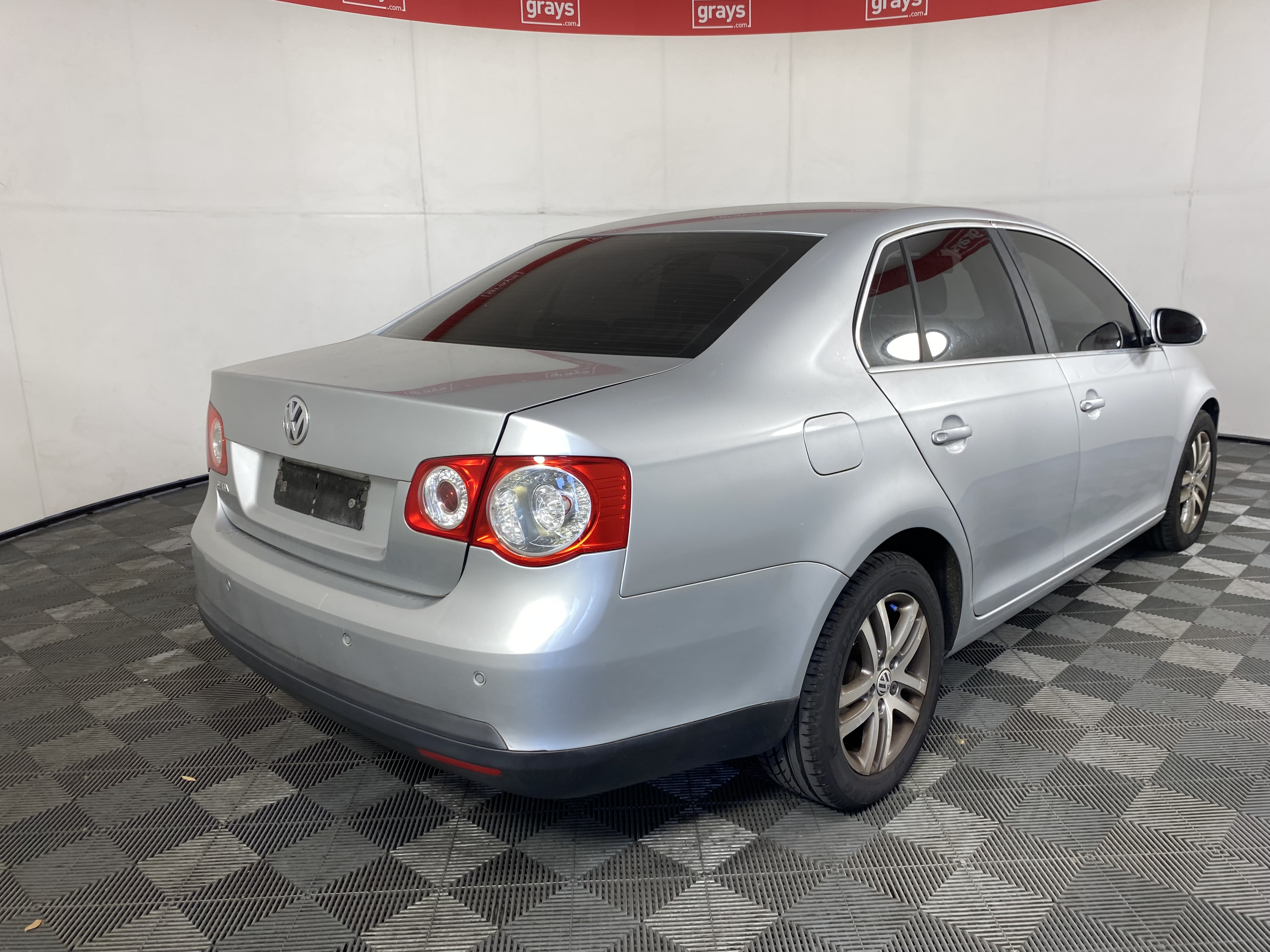 2008 Volkswagen Jetta 2.0 TDI 1KM Turbo Diesel Automatic Sedan Auction ...