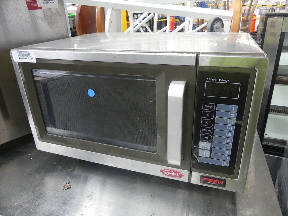General Cooking Commercial Microwave Oven, GEW1050E Auction (0006 ...