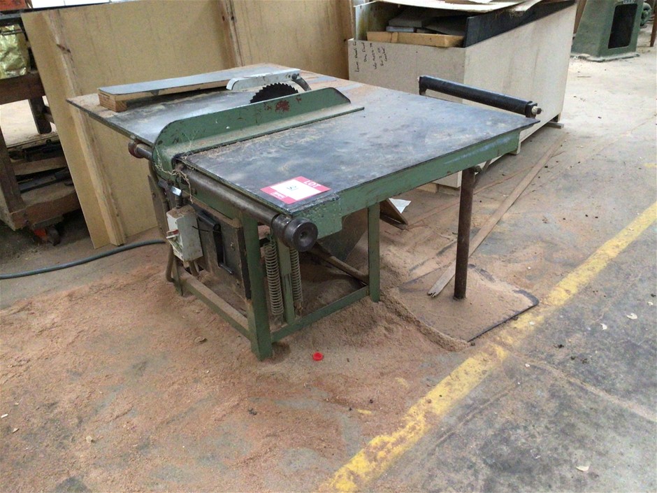 Small Timber Rip Saw Auction (0031-7037024) | Grays Australia