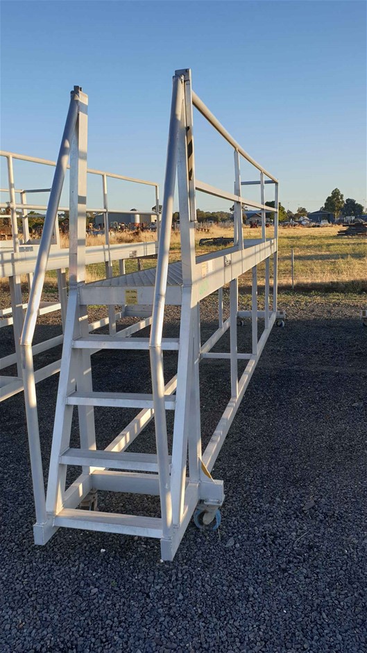 Alisafe Mobile Walkway with Steps Alloy Construction with Mesh Deck ...