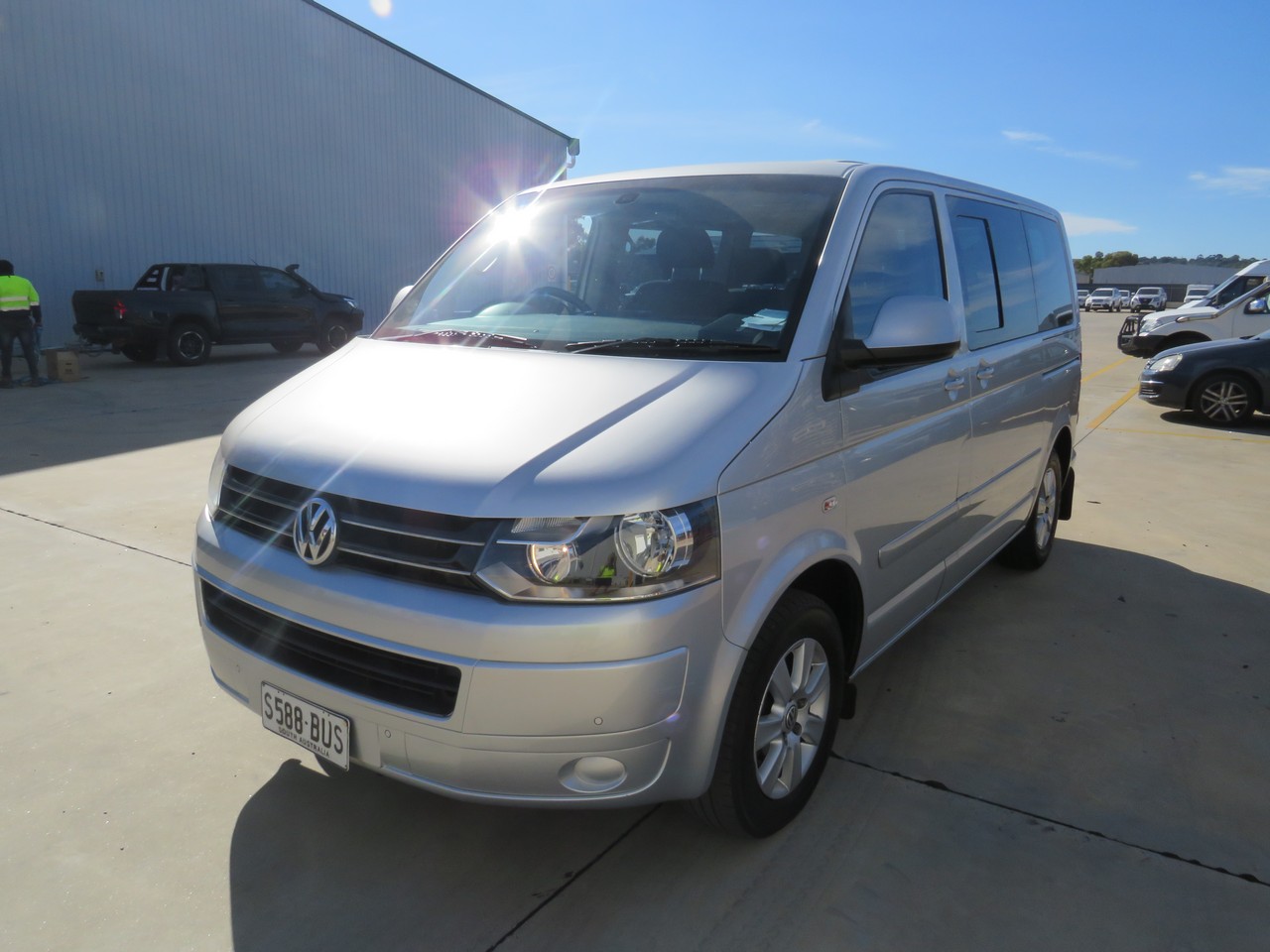2013 Volkswagen Multivan TDi 340 Comfortline T5 T/D Auto People Mover ...