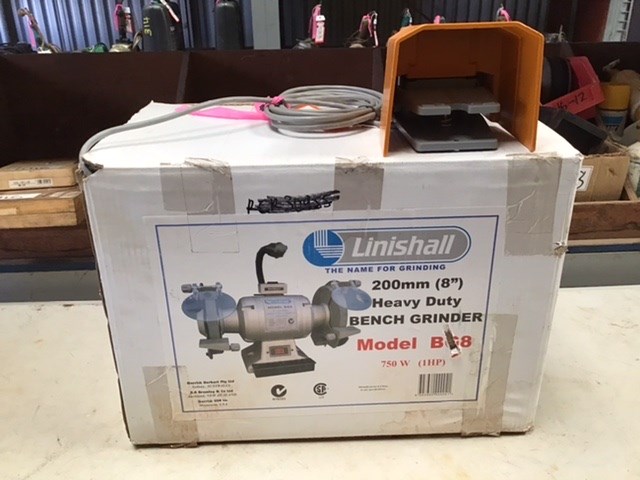 Linishall BG8 200mm Heavy Duty Bench Grinder Auction (0982-9030015 ...