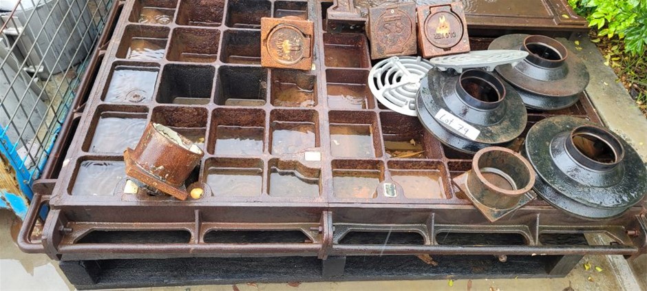 Heavy duty cast iron Gatic lid, concrete infill x 2 Auction (0078 ...