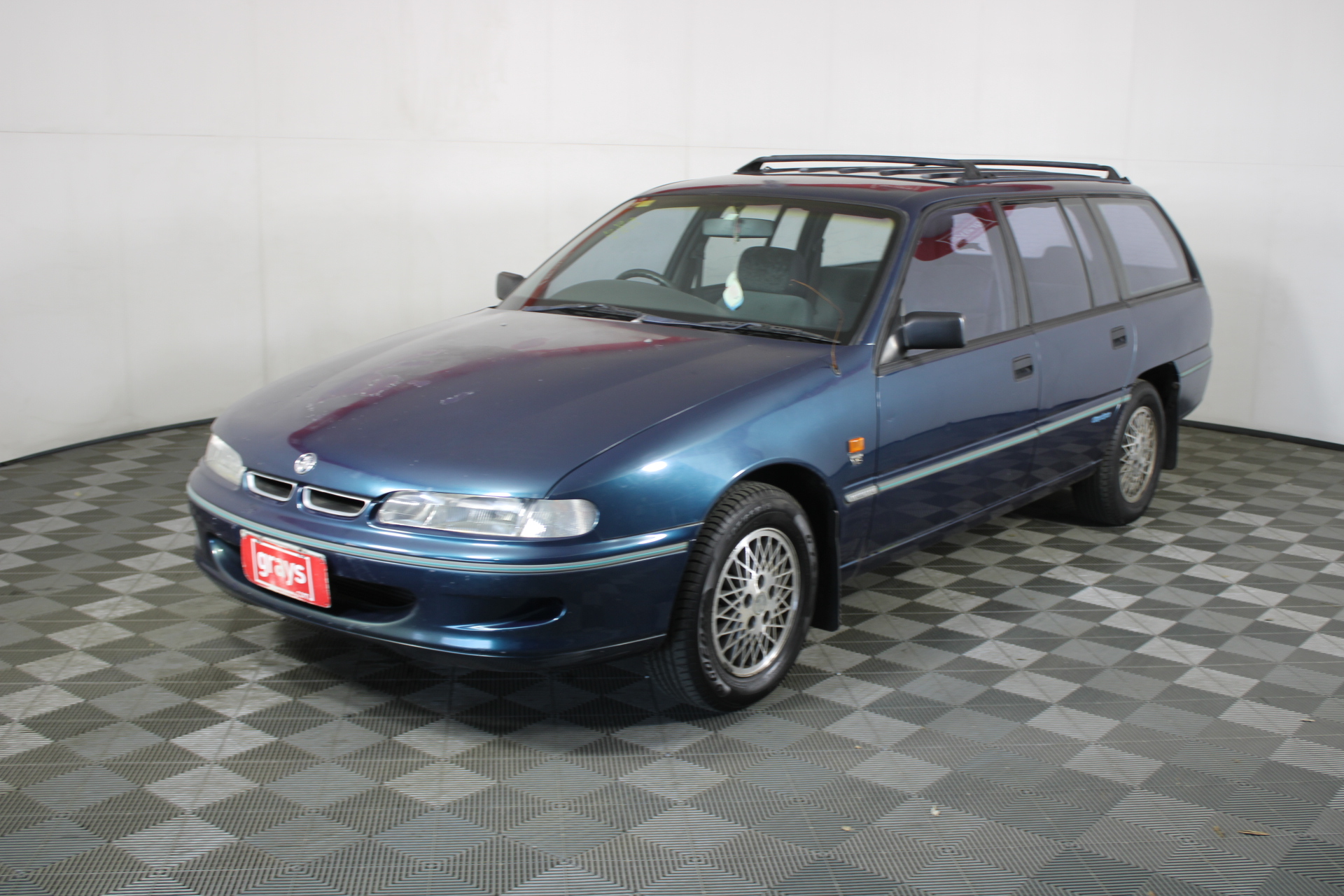 1996 Holden Commodore Executive VS Automatic Wagon Auction (0001 ...