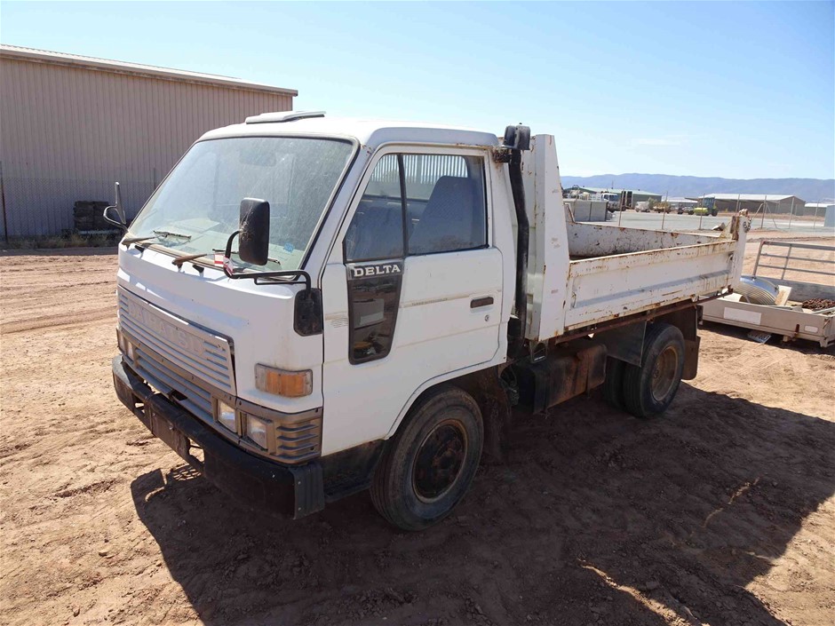 1996 Daihatsu Delta V118 4x2 Tipper Truck (Port Pirie, SA) Auction (0011-8014925) | Grays Australia