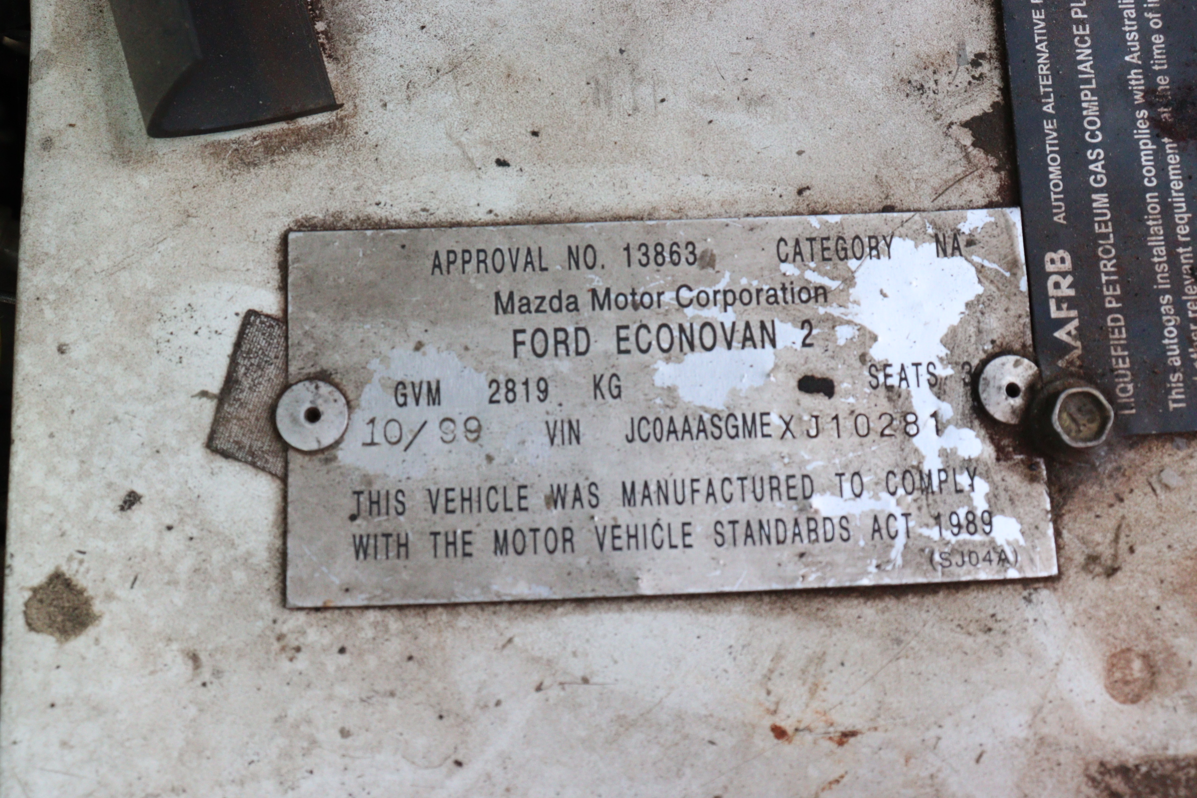 1999 Ford Econovan Maxi JH Automatic Van Auction (0001-20052020 ...