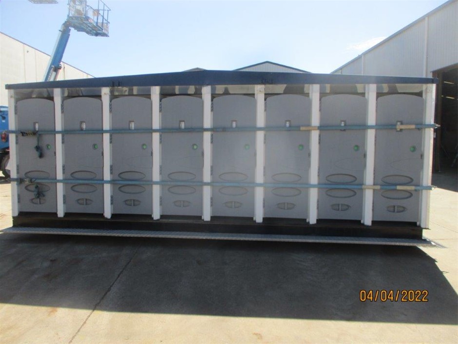 2011 16-Pan Event Toilet Block - 6.6m x 2.4m (Glendenning) Auction ...