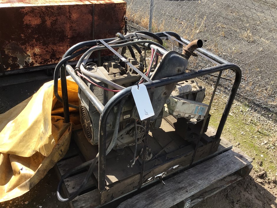 Dunlite Generator 2-Cylinder Diesel (Parts only) Auction (0166-5049046 ...