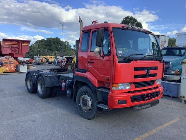 2002 UD CWB481 6 x 4 Prime Mover Truck Auction (0001-9031864) | Grays ...
