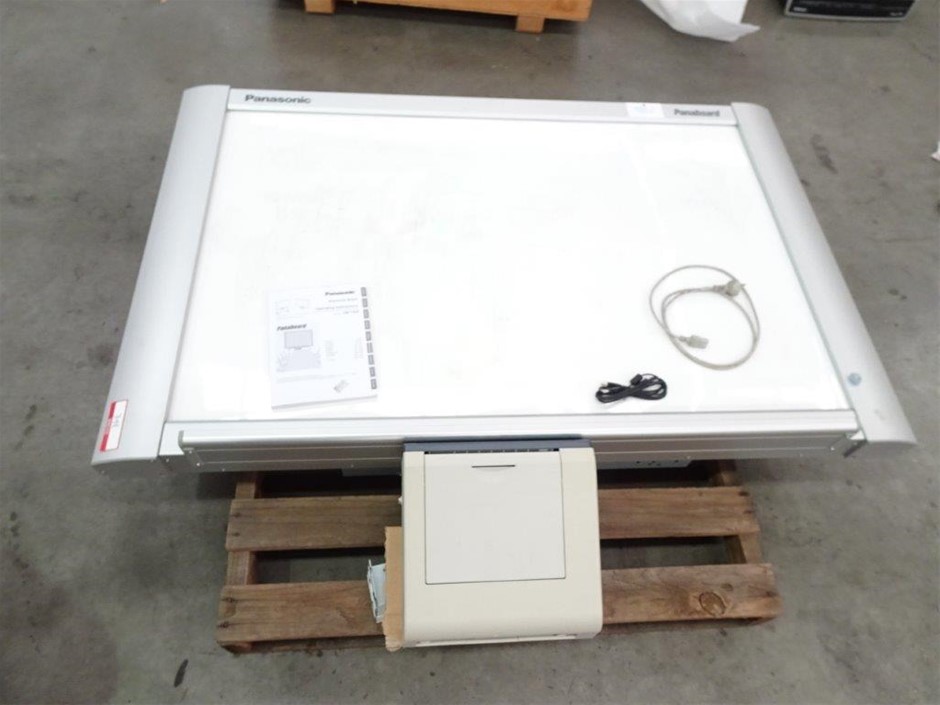 Panasonic Panaboard Electronic Whiteboard Auction (0348-8015314 ...