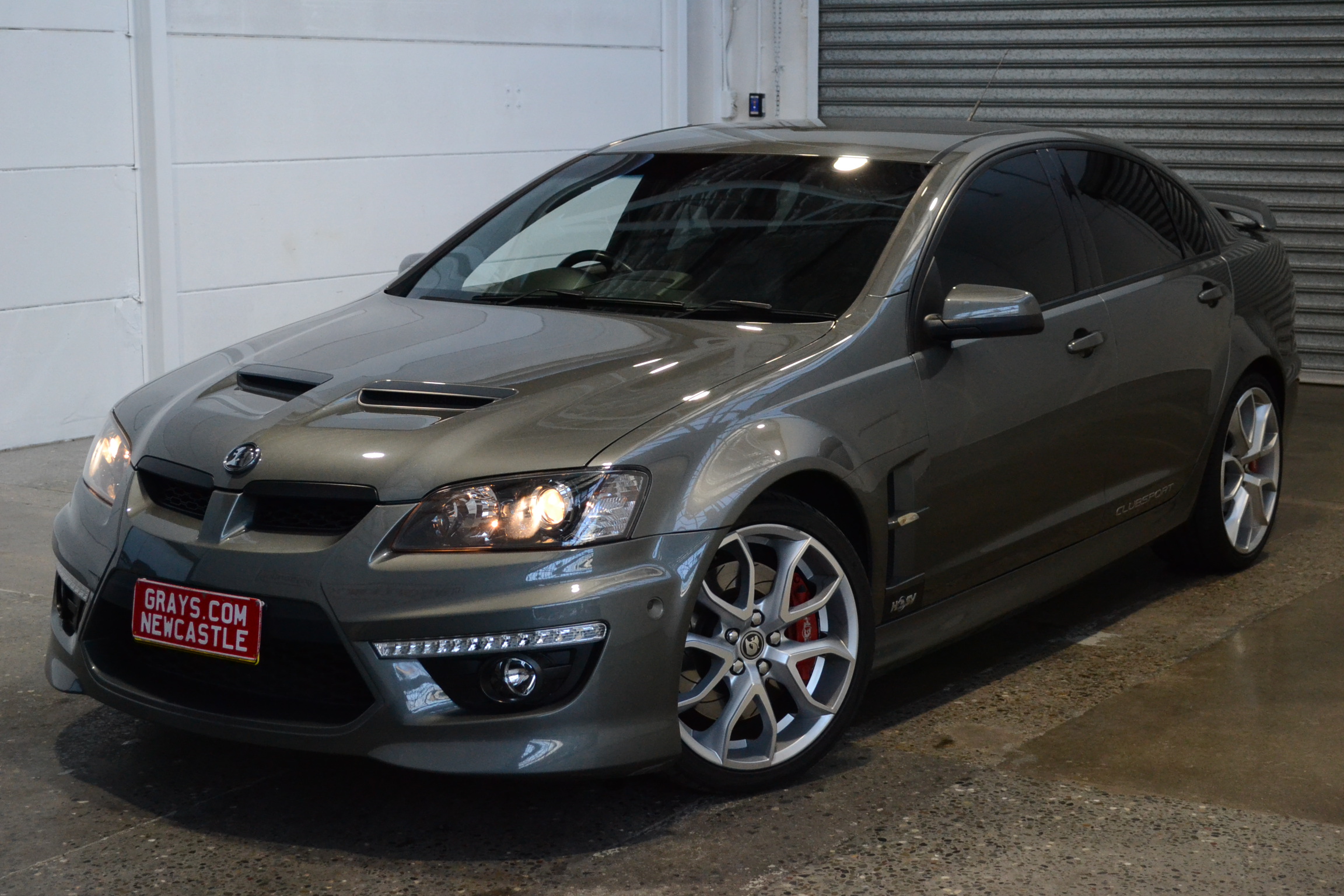 2010 HSV Clubsport R8 VE Manual Sedan Auction (0001-10075748) | Grays ...