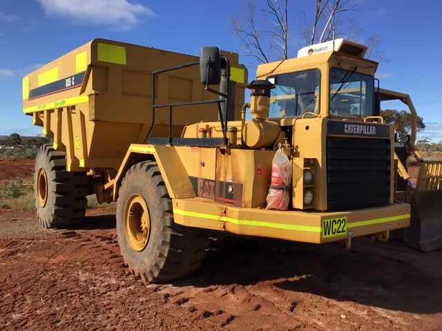Caterpillar D35C Articulated Water Cart Auction (0005-9034374) | Grays ...
