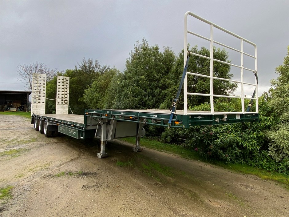 2004 Maxitrans ST2 Triaxle Drop Deck Trailer Auction (0004-3022536 ...