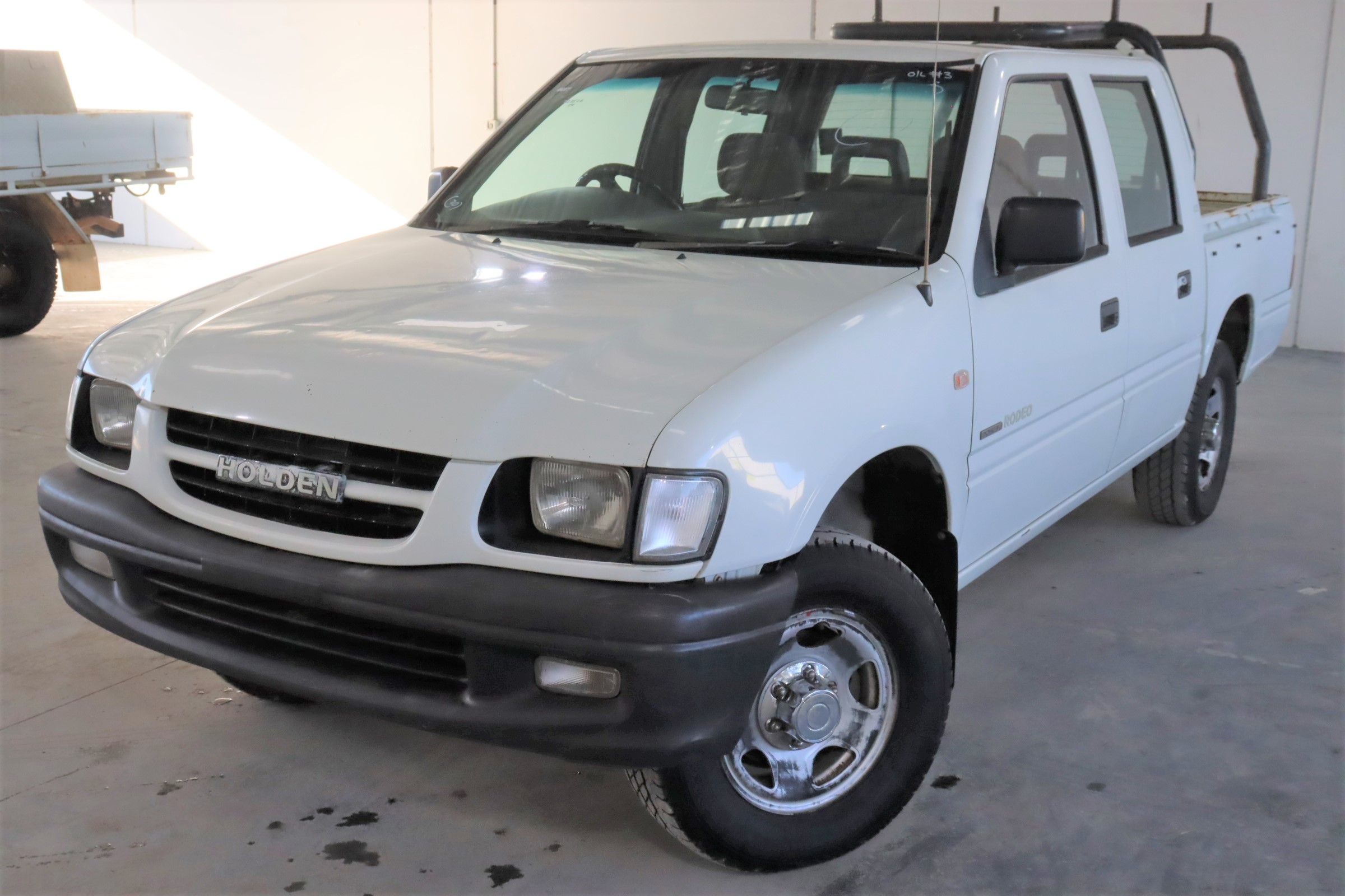 2001 Holden Rodeo LX R9 Manual Dual Cab Auction (0001-20054664) | Grays ...