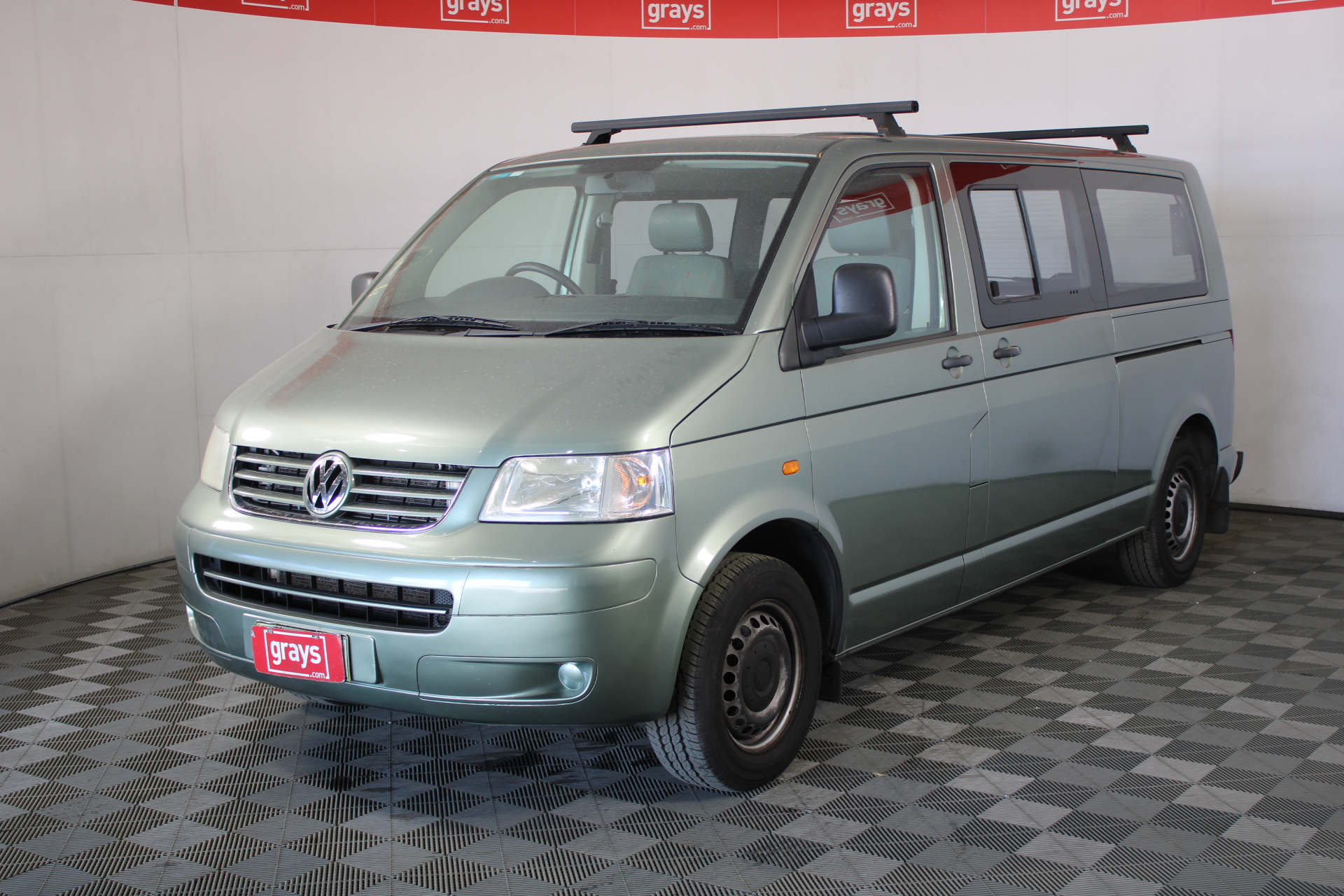 Volkswagen Transporter LWB 2.5 TDI 128kW T5 Turbo Diesel Automatic Van ...