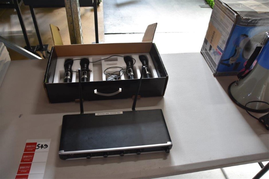 ICM Wireless Microphone Set Auction (0549-5049022) | Grays Australia