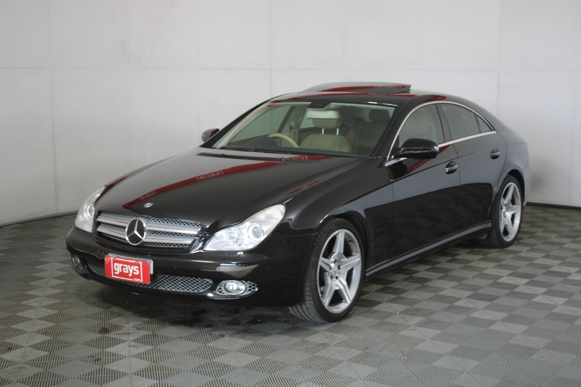 2008 Mercedes Benz CLS-Class CLS 350 AMG Automatic Coupe 98,138 Kms ...